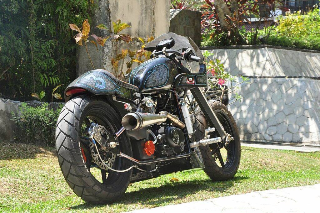 Wins Paddock : Dari Bengkel Balap ke Motor Custom