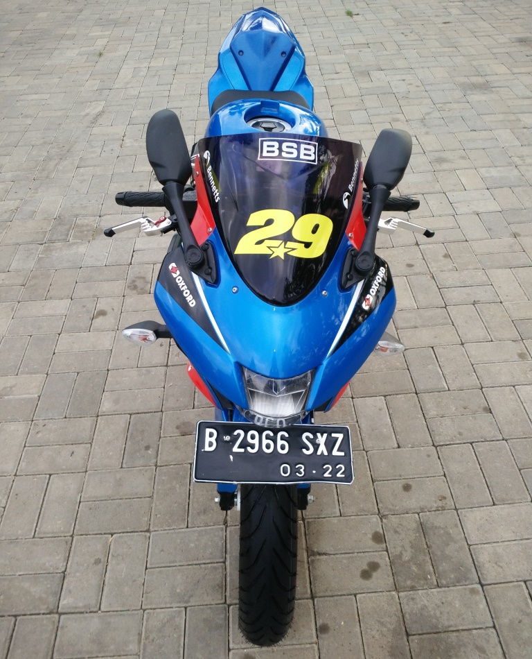 Modifikasi Suzuki GSX-R150, Jadi Kece Paduan MotoGP dan BSB