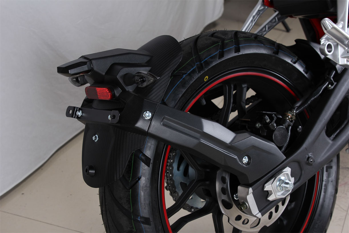 Loncin GP300, Motor Cina yang Mulai Meniti Jalan ke Arah Tepat