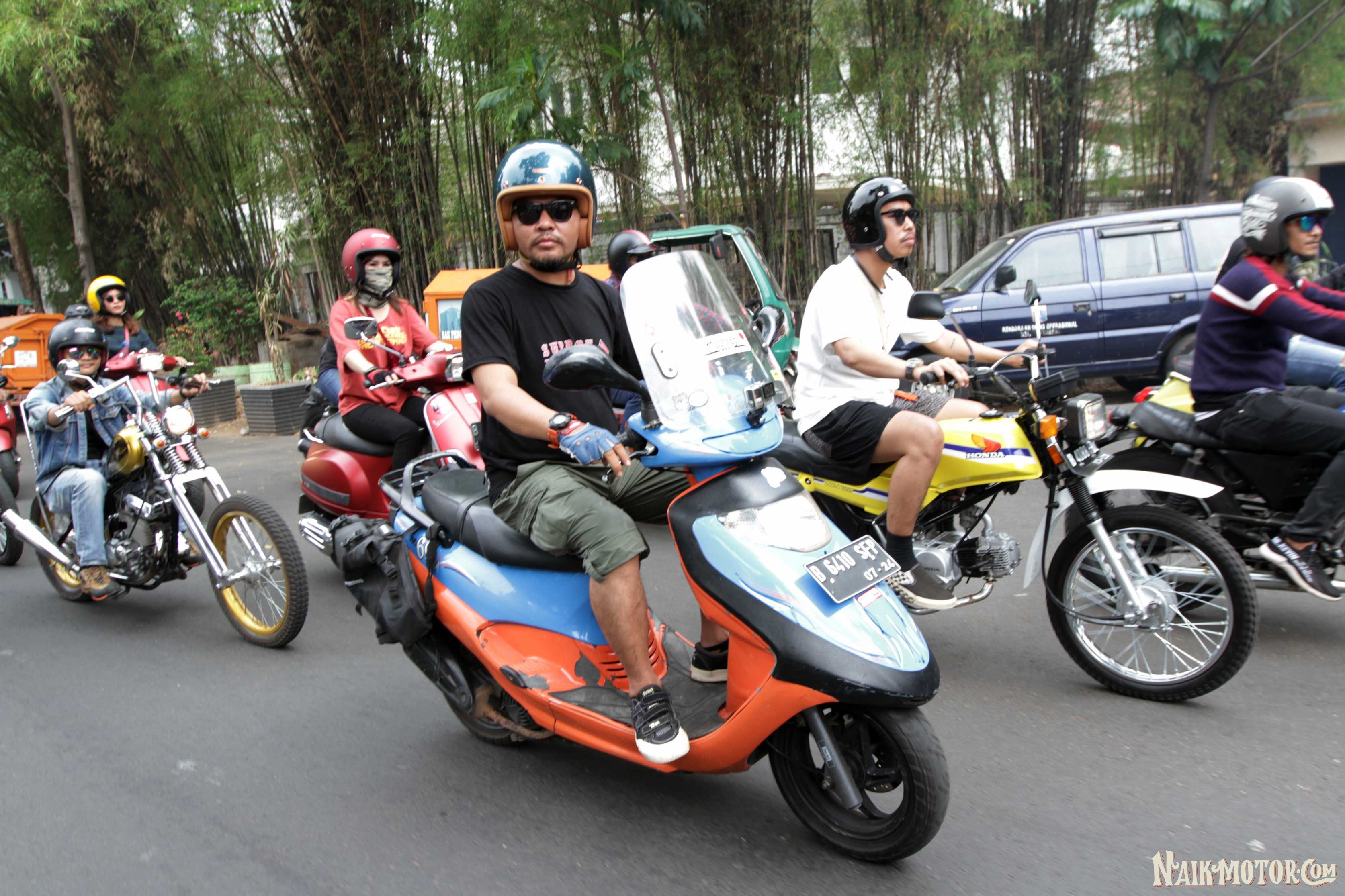 Galeri Foto Keriuhan Sunmori Custom Collaboration 2019