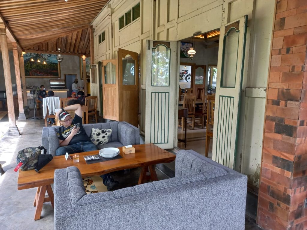 Kejawa Resto, Sentuhan Arsitektur Jawa Minimalis dan Menu Istimewa