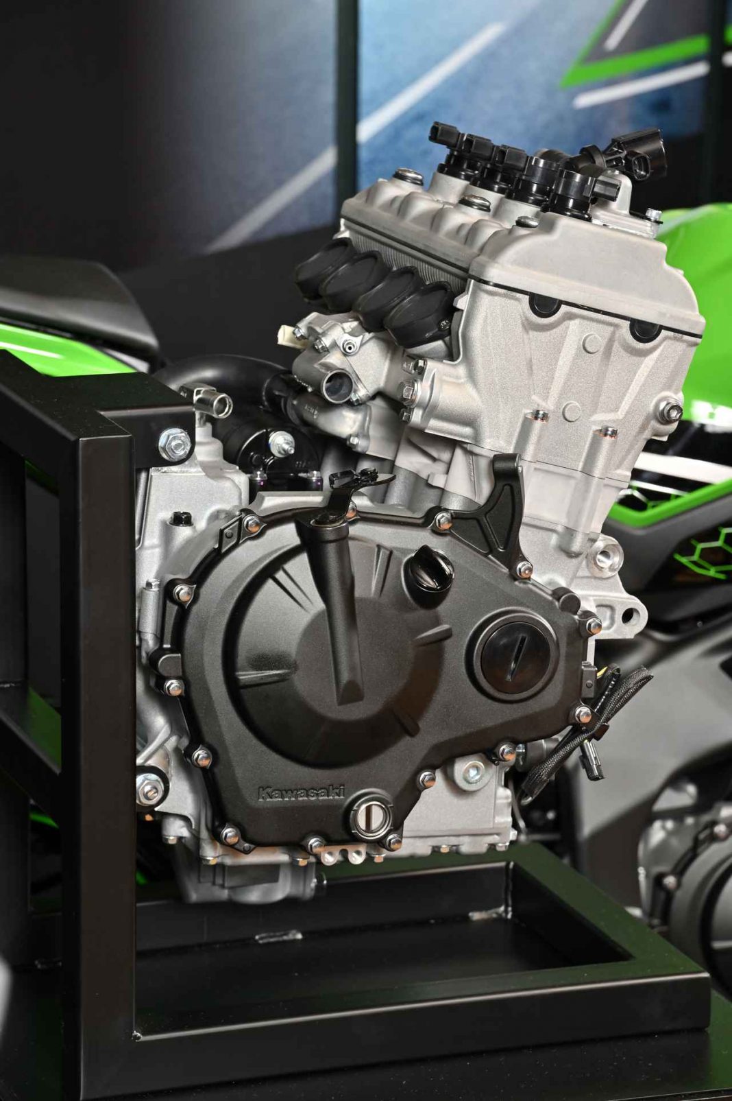 Fitur Andalan Ninja ZX-25R di Indonesia, Ada 3 dan Canggih