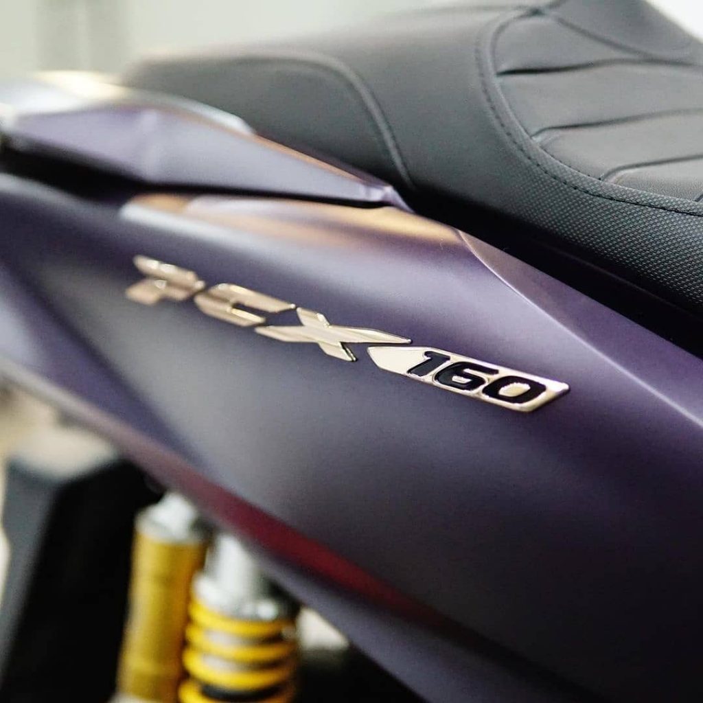 Kustom Honda PCX dengan Konsep Premium Luxury, Elegan!