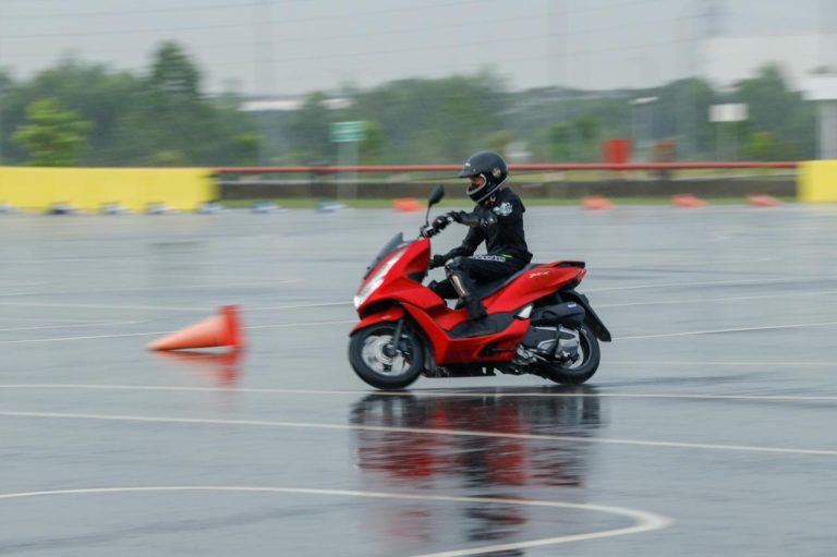 Test Ride PCX 160, Punya Tarikan yang Lebih Responsif