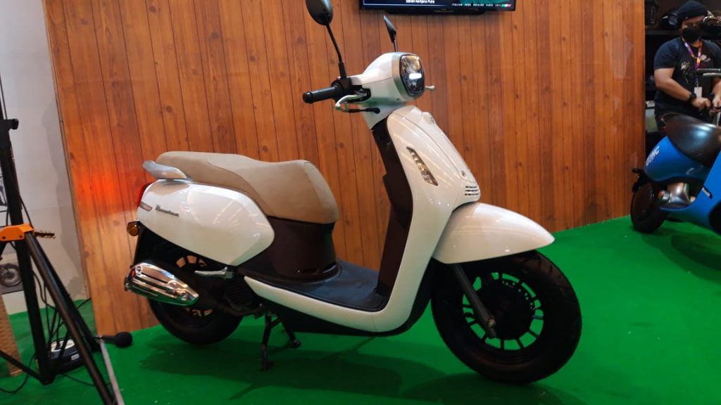Benelli Panarea Meluncur di IIMS, Skutik Baru yang Elegan dan Kekinian
