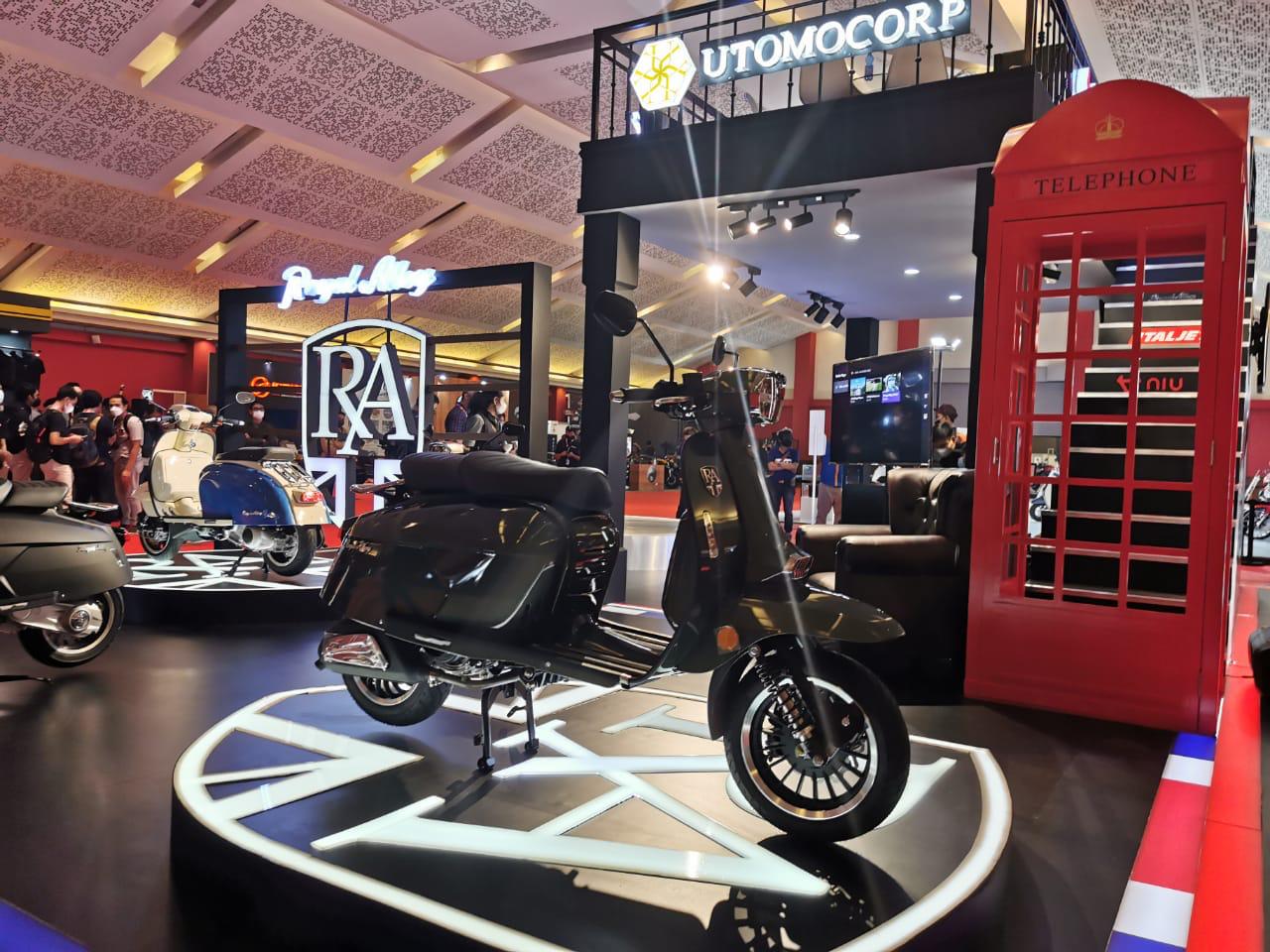 Skuter Retro Royal Alloy Hadir di IIMS, Ada 2 Produk Baru