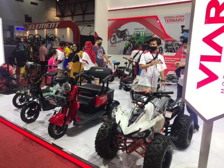 Viar Hadirkan EV Series di Jakarta Fair 2022, Diskon Rp500 Ribu