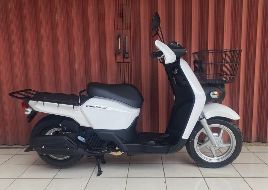 Cuma 9 Unit, Ini Harga Honda Benly 50 2023 di Safari Motor - Naik Motor - Jurnal Pengendara Motor