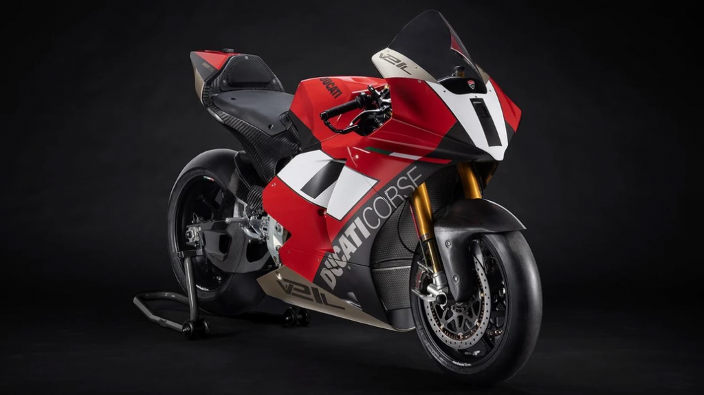 Ducati V21L Special Livery Meluncur di Monaco Motor Show 2023 - Naik ...