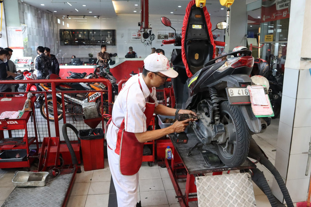 Promo Kartini AHASS, Servis Motor Matic Honda Makin Hemat